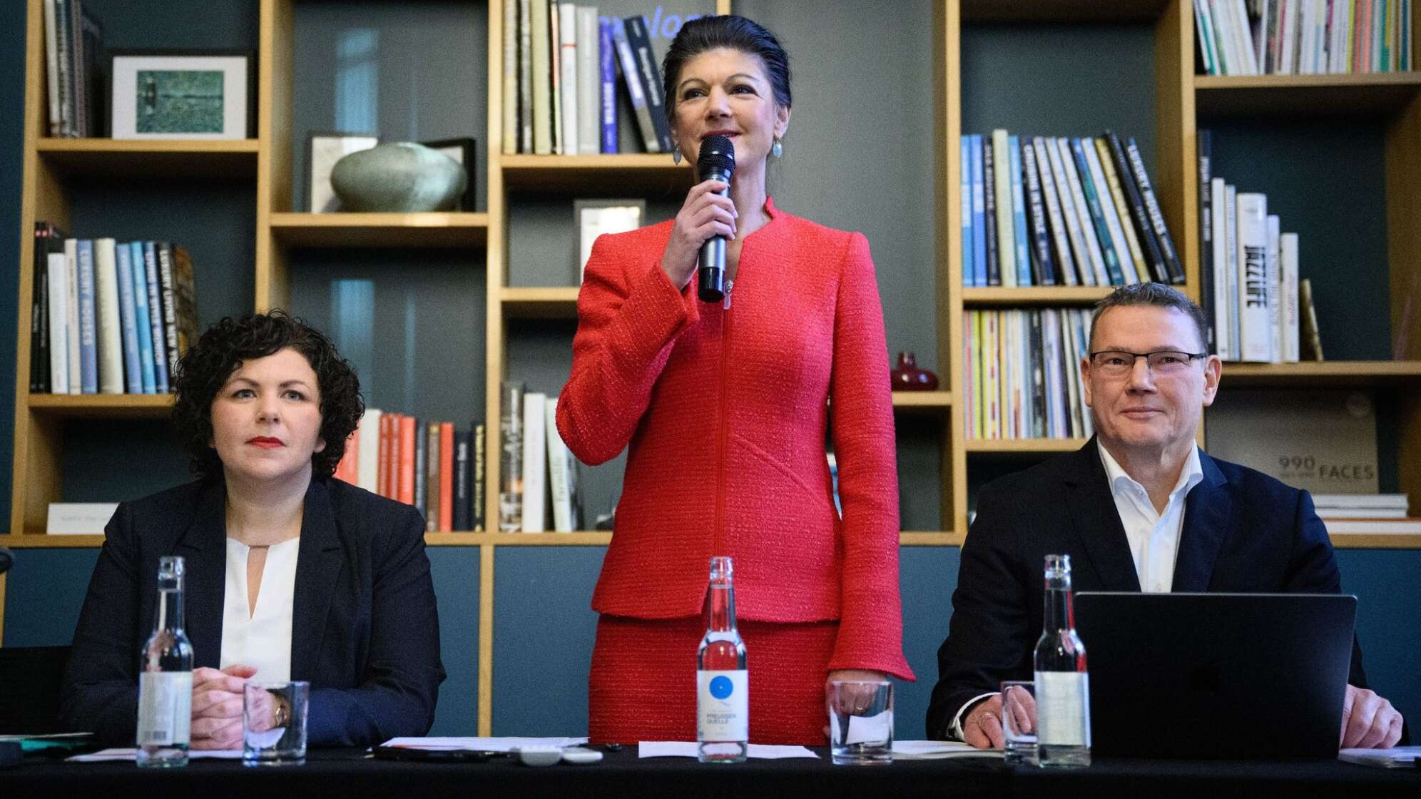 Wagenknecht Bündnis Bei Wahlen In Ostdeutschland Punkten